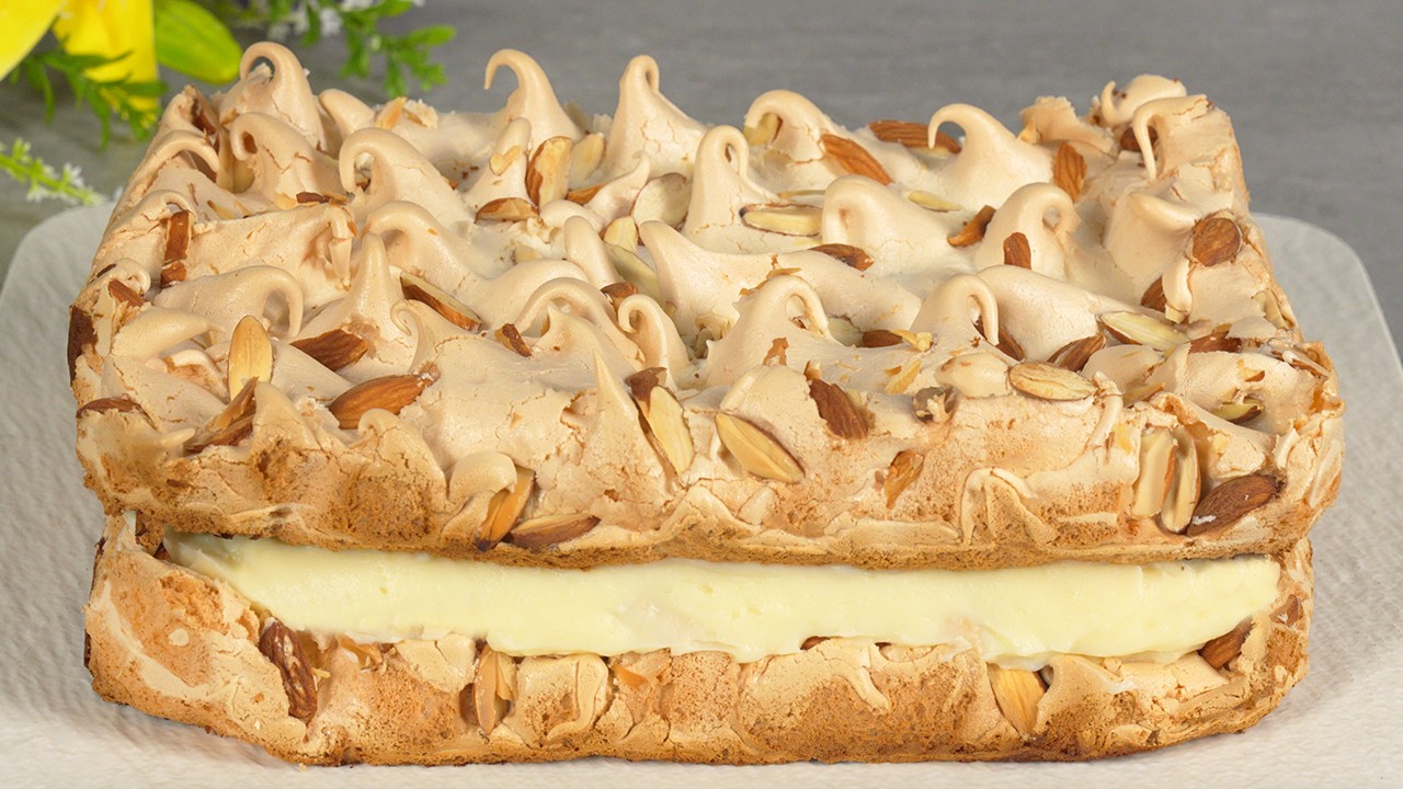 15 perc alatt elkészül ez a szájban olvadó torta csoda! Gyors egyszerű ...